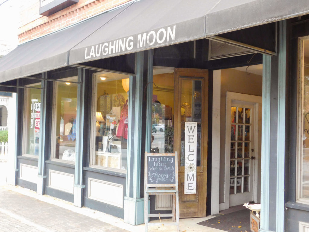Laughing Moon - Official Tourism Site for Madison Georgia